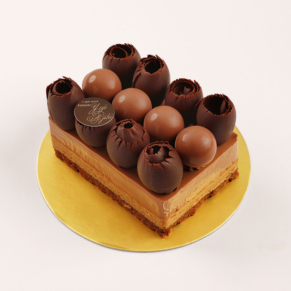 YUJI AJIKI | 商品スペシャルバースデーケーキの一覧